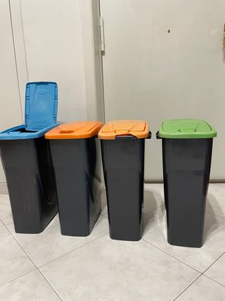 Bidoni differenziata