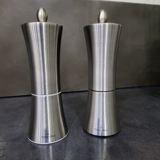 Set macinino sale e pepe Villeroy & Boch. Nuovo