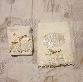 Asciugamani con merletti Ferlen 