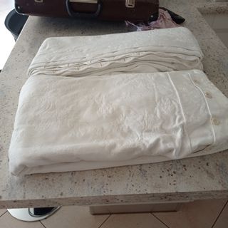 vendo coppia di coprimaterasso singolo per letto m