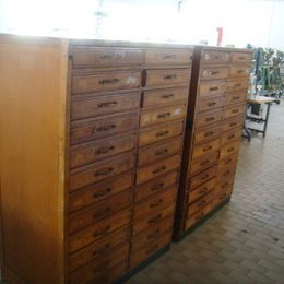 Cassettiera industriale vintage