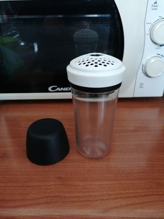 Tupperware formaggiera