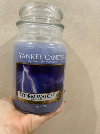 Yankee candele storm Watch
