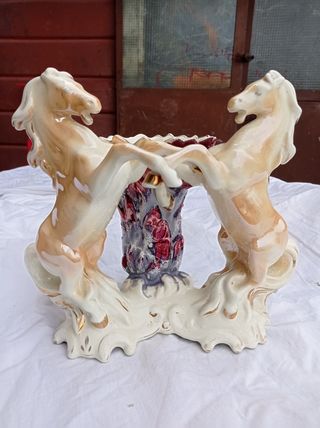 Vaso antico cavalli Sicas Sesto Fiorentino Italy