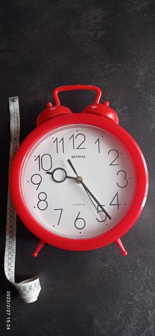 orologio da tavolo anni 90 a forma di sveglia