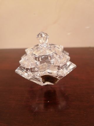 Bomboniera di cristallo usata