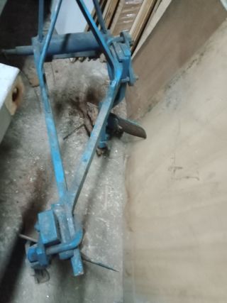Trattrice agricola completa di fresa 125, e vomero