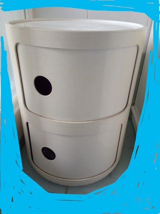 Bellissimo Mobiletto (numero2) di Design. Anni '70