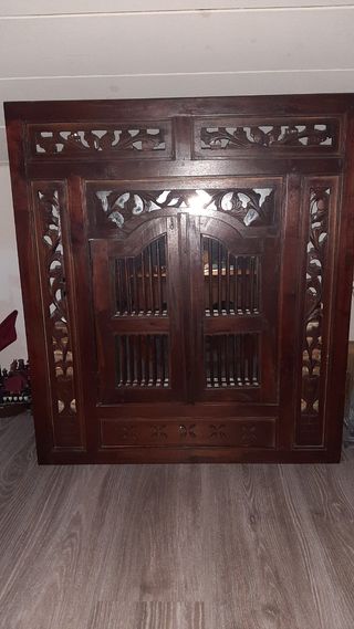 specchio etnico in legno intagliato 