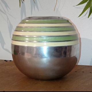 Vaso vintage in alluminio smaltato 