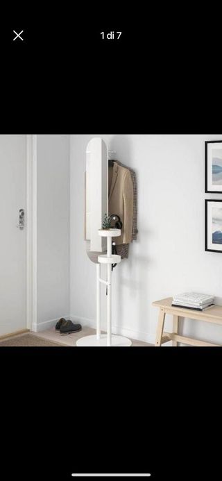 specchio ikea a piantana con supporto accessori