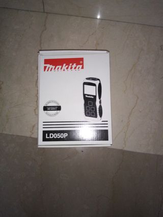 Misuratore laser Makita 