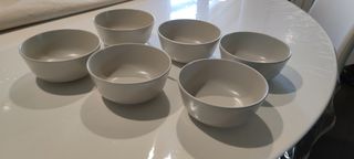 set 6 piatti scodelle beige servito Ikea 