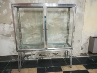 vetrinetta studio medico anni '60