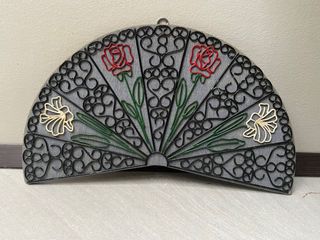 Quadretto con ventaglio in ferro battuto