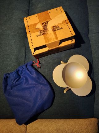 Kartell, posacenere modello Clino (8123)