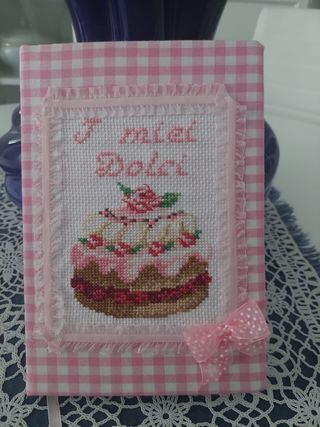 agenda  / ricettario con copertina ricamata