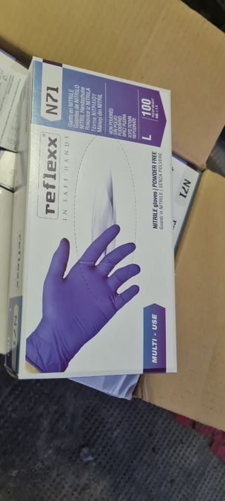 guanti in nitrile mis L