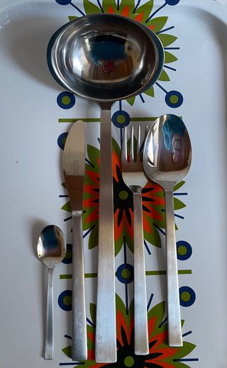 Set posate per 12 in Acciaio Made in Italy 