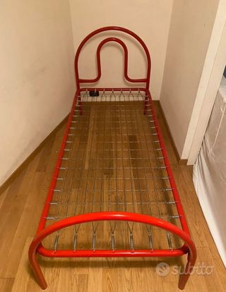 Letto singolo rosso design con materasso