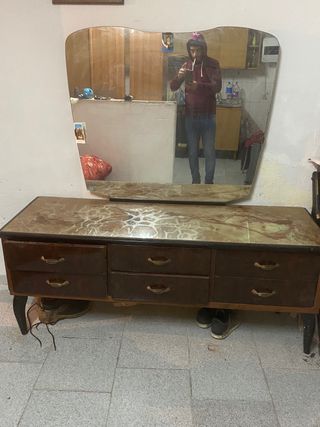 Vendo mobile con specchio 