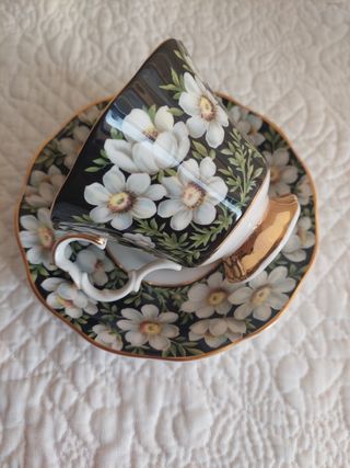 1 Tazza Flowers Royal Albert