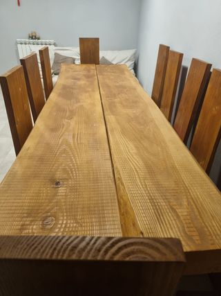 Tavolo in legno massello artigianale 