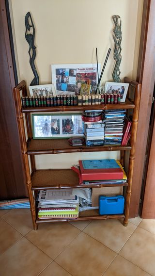 Libreria in bambù 