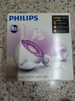 Lampada philips hue colorata con telecomando, non 