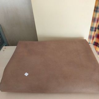 drappo effetto pelle dorato 