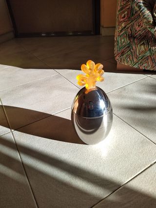 Barattolo di design in acciaio