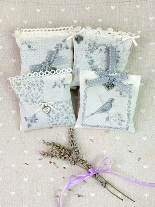 Set di 4 sacchetti di lavanda 2022