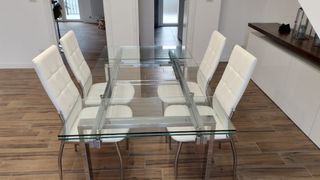 tavolo da pranzo in vetro e a ciao allungabile