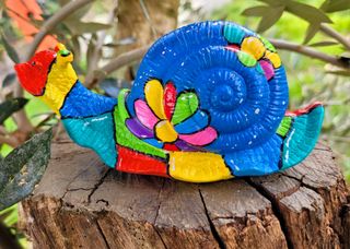 lumaca dipinta a mano 