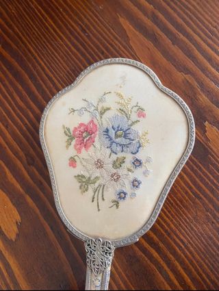 Set spazzola e specchio per toilettes