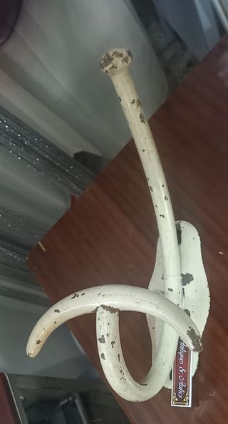 appendiabito primo Novecento stile industriale