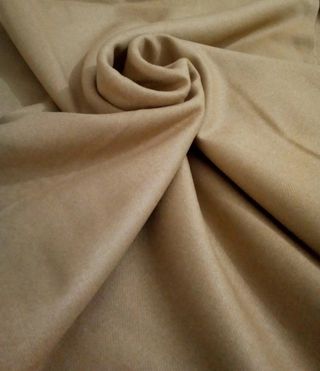 Scampolo di stoffa in lana