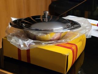 Ciotola con coperchio Amc