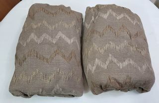 Due Copripoltrona modello Wave tortora