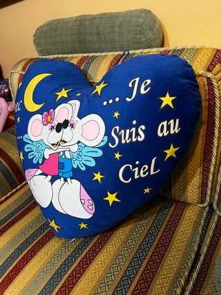 Cuscino gigante a forma di cuore 