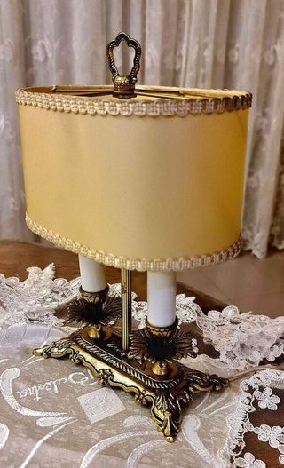 Raffinata lampada lume da tavolo da scrivania 