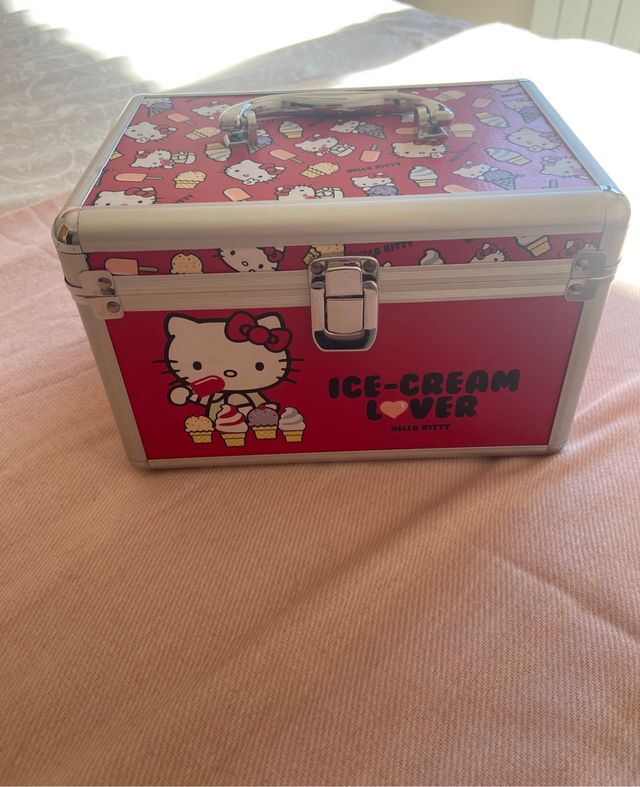 Maletín Neceser Hello Kitty De Segunda Mano Por 25 Eur En Madrid En