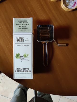 Moulinette a fines herbes Macinino erbe aromatiche