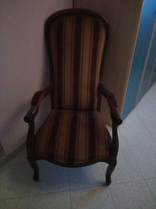 sedia vintage in legno e velluto