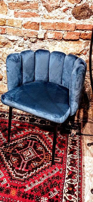 poltrona blu velluto