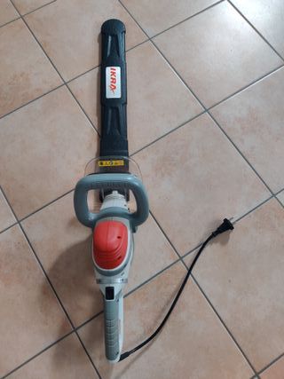Tagliasiepe elettrico IKRA IHS650