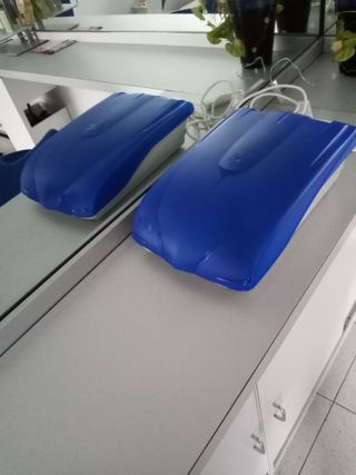 2 Sterilizzatori spazzole e forbici parrucchiere