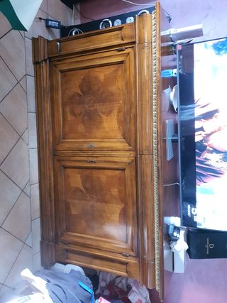 mobile legno massello