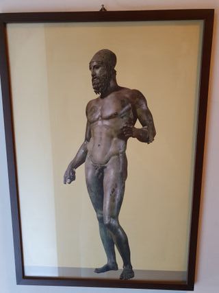 Coppia Quadri Bronzi Riace con cornice in legno
