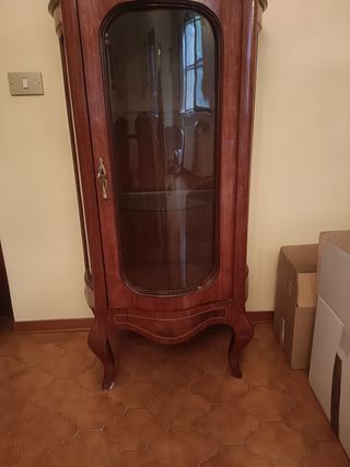 mobile in mogano